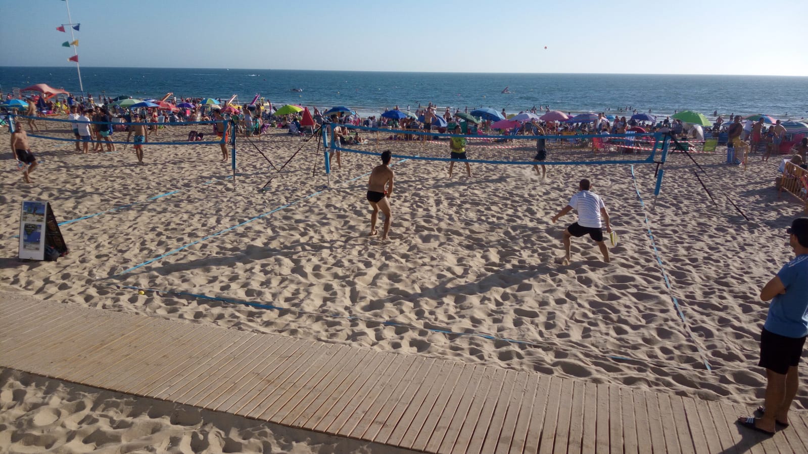 El tenis playa presenta sus credenciales para convertirse en un ...
