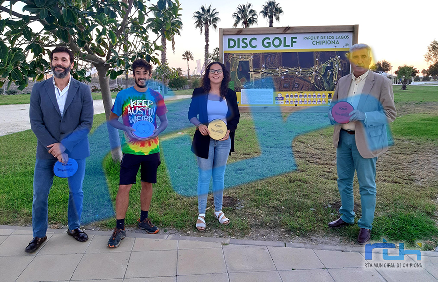 Inaugurado un campo municipal de Disc Golf de 18 hoyos en Costa Ballena ...