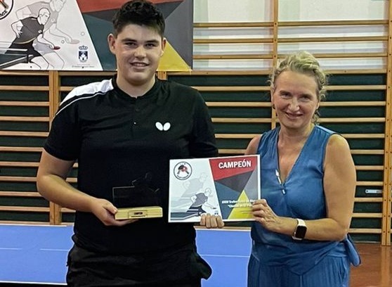 Fran Castillo Campeón del Trofeo de Tenis de Mesa “Ciudad de El Puerto ...